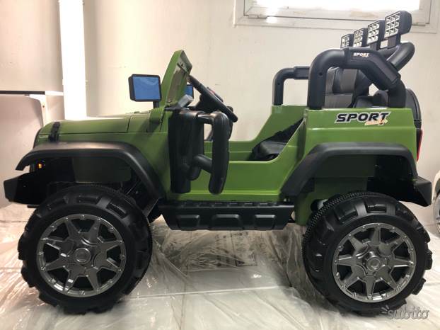 Auto macchina elettrica jeep desert verde - Giocattoli per Bambini a Roma