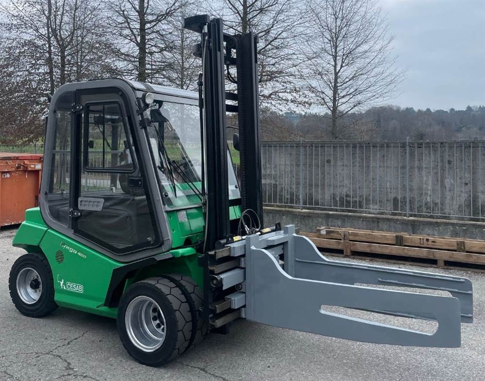 Muletto CESAB Diesel 4 Ton attrezzato per Balle - Novara