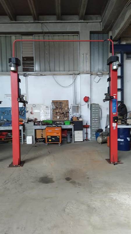 PONTE SOLLEVATORE AUTO A 2 COLONNE 3000 KG, marca TEXO - Bari