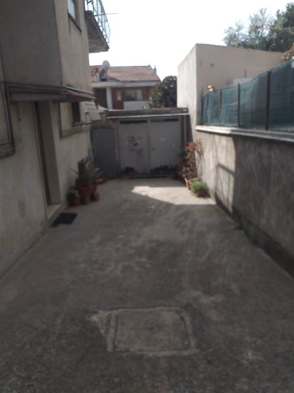 Box uso magazzino 9mq - affittasi a Roma, Lazio | AAAnnunci.it