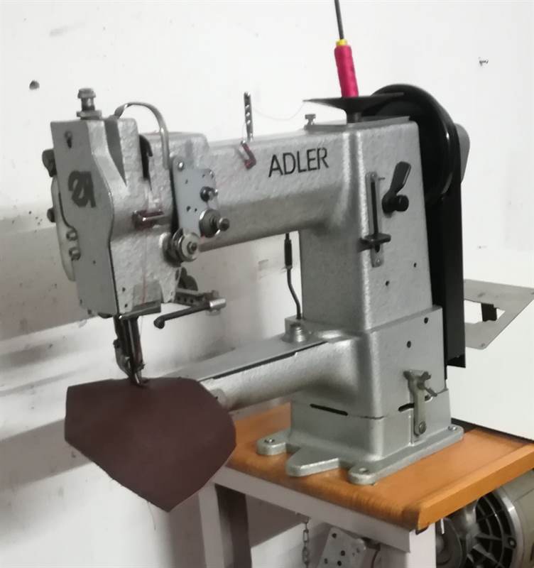 Macchina da cucire adler magnum elettronica - Firenze