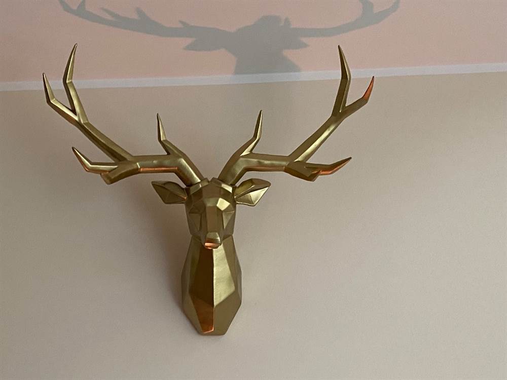Testa di Cervo Scultura da parete, color Gold - Pesaro